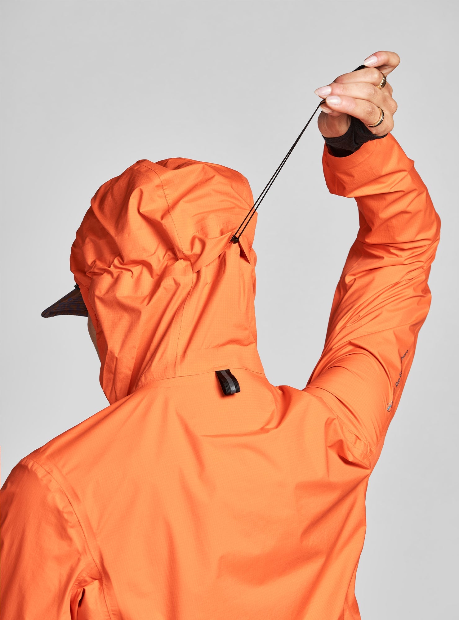 W's Rainrunner Pack Jacket 2.0 – Janji UK