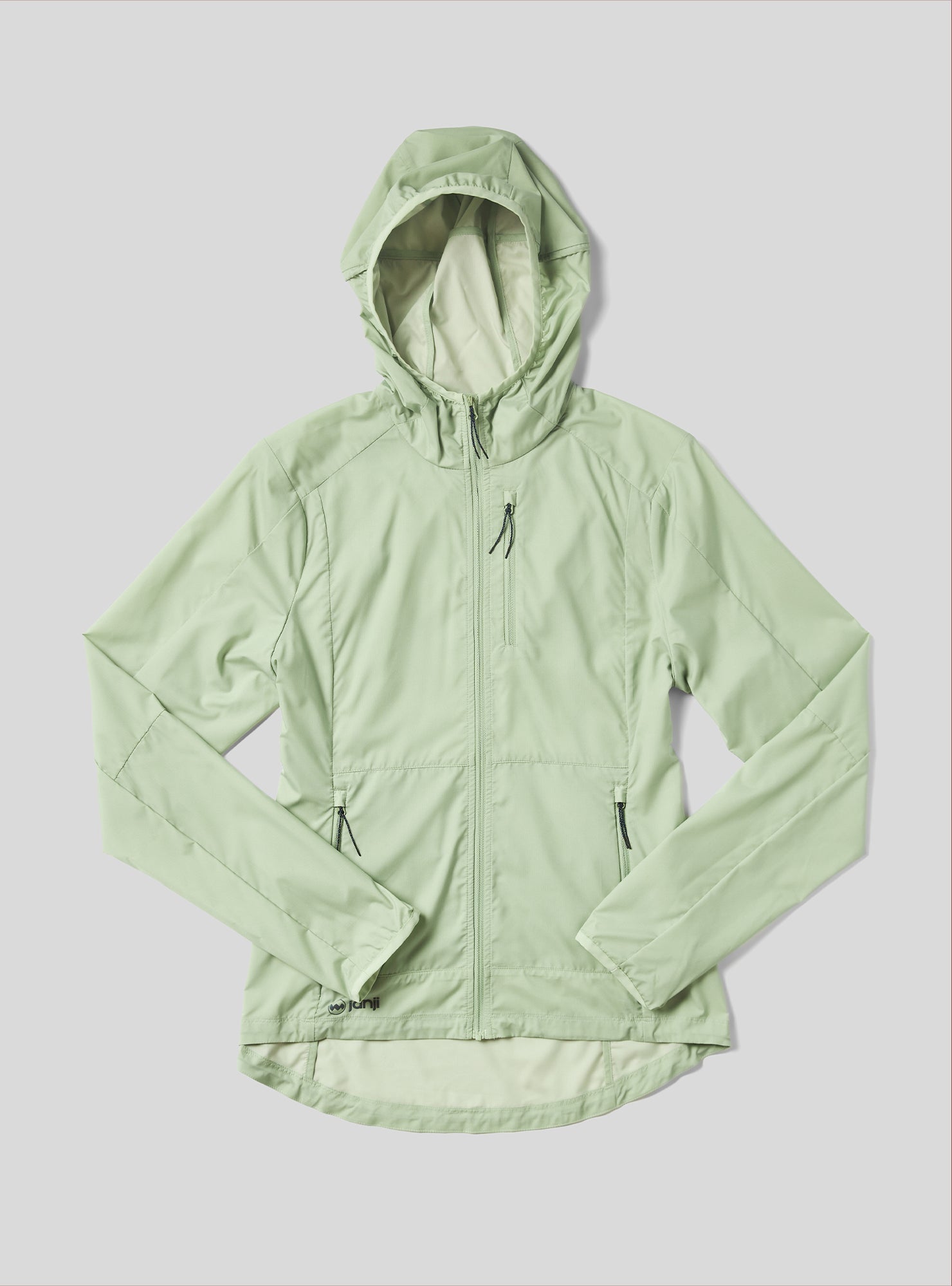 W's Zephyrunner Wind Shell – Janji UK